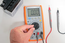 Il tester - a cosa serve, funzionamento e uso | Come sceglierlo